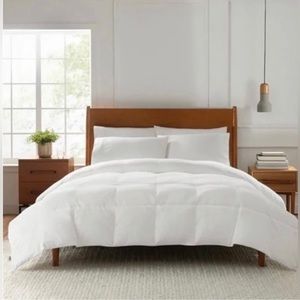 UGG | Bedding | Ugg Devon Down Alternative Quilted King Comforter | Poshmark